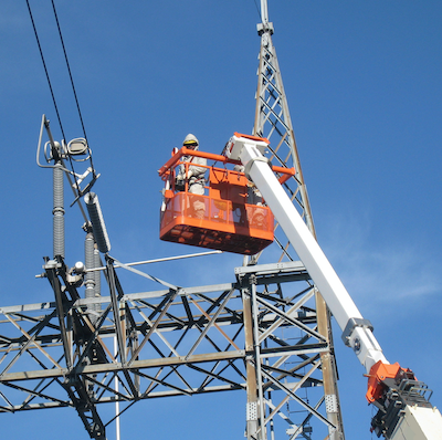 LineWise Insulated Work Platform Adds Hydraulic Articulation ...