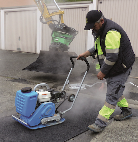 Weber MT CF2A Forward Plate Compactor - Contractor Supply Magazine